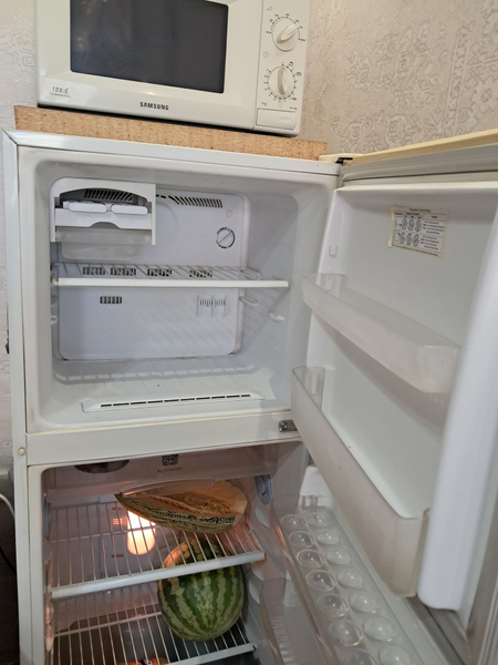 Продам холодильник Самсунг б/у в хорошем состоянии