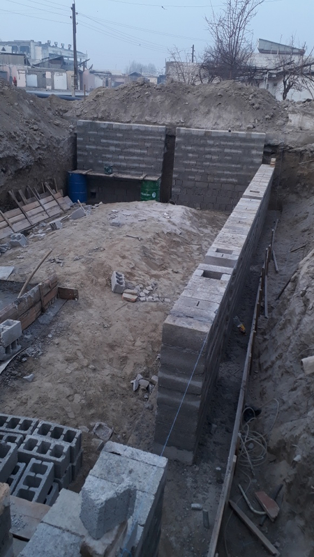 Санжарбек курилиш сохасида деярли хамасини киламиз