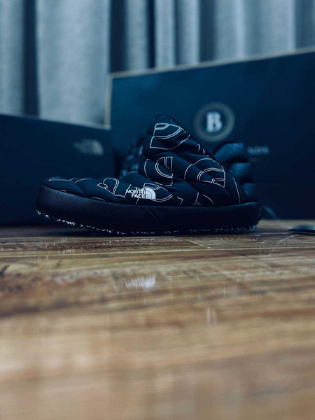 The North Face зимние высокие тапки