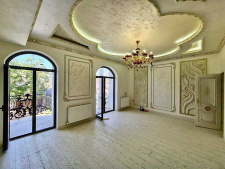 Продается Евро дом Ориентир: Чайхана Салом  600м2