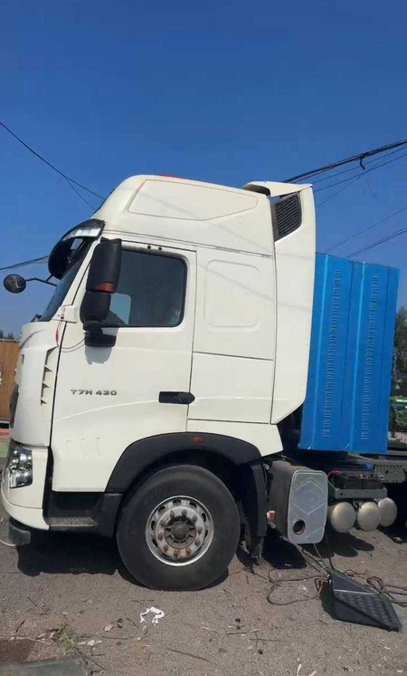 HOWO T7 2018 6х4, Метан 12 газ баллон, Подушка