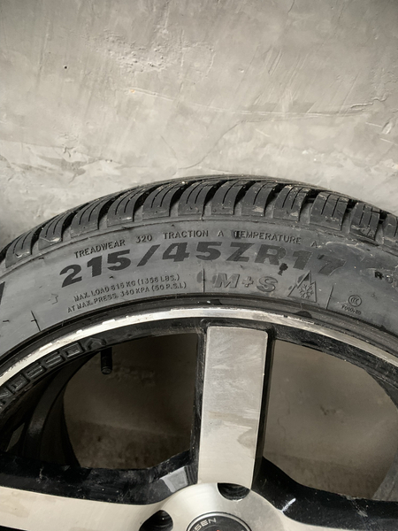 diska sotiladi vossen R17 baloni bilan