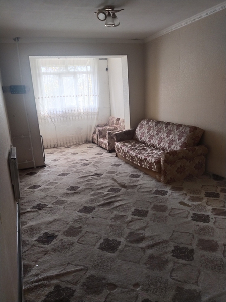 Срочно аренда 3 комнатная квартира в городе Чирчике