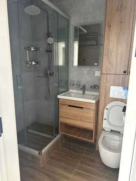 !Elite House Мирзо Улугбекда 2хонали 65м2 тамирланган хонадон сотилади