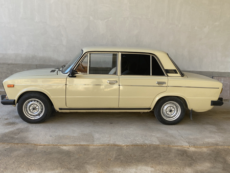 2106 sotiladi 1989 Benzin