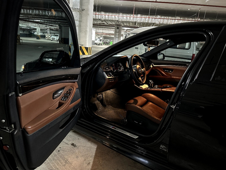 BMW 528      f10