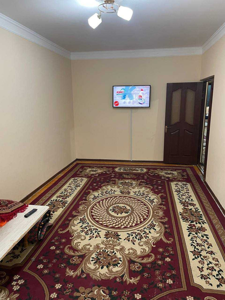 СРОЧНО !! Продаётся квартира в Яшнабаде 2/5/5 ( 60 кв/м ) Тузел 1