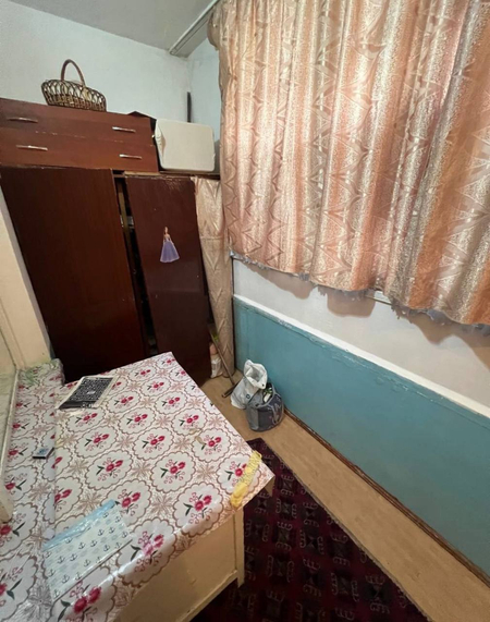 Яшнабадский р-он Ташсельмаш 1в2/1/4  38м²