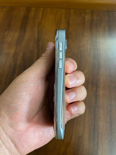 Продается Nokia E72-1