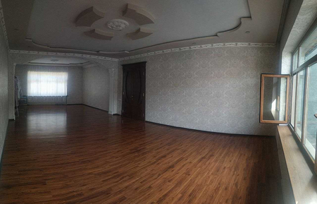 Mahalla Rakat .4 sotixldagi katta oila uchun ajoyib uy sotaman.