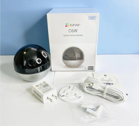 EZVIZ C6W 4 МП поворотная Wi-Fi камера