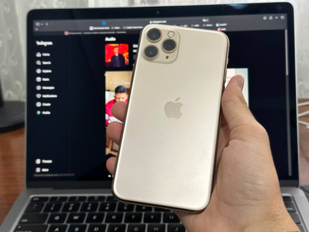 iphone 11pro GOLD