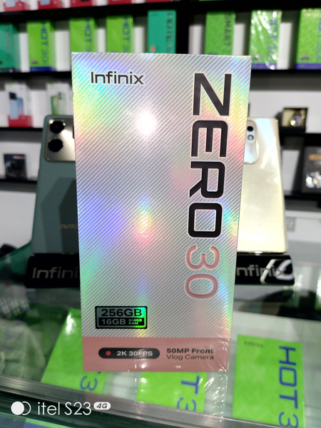 Infinix zero 30 (16/256)
