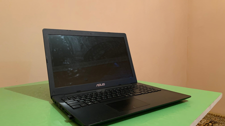 ASUS  Satiladi Срочно