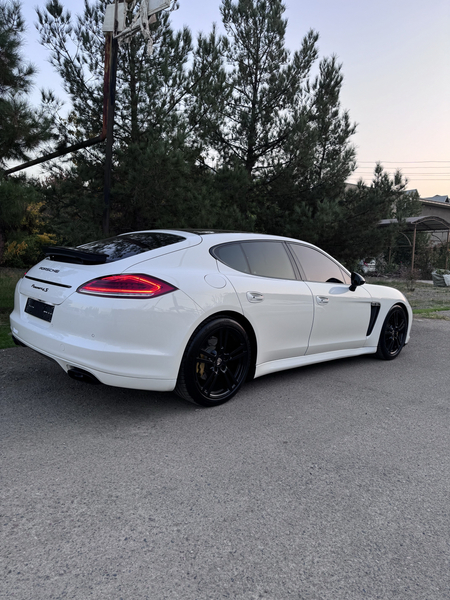 Porsche panamera /52000km