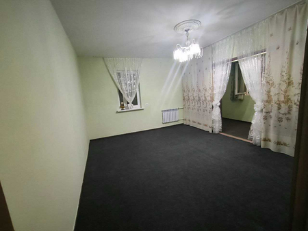 Продаю 1/3/4 - Юнусабад -6, рядом с Посольством