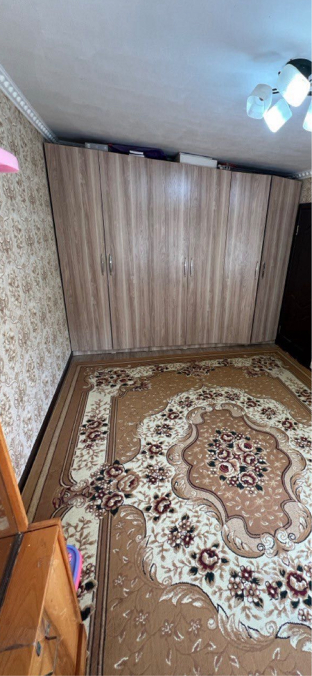 Чиланзар метро Хомза 1 комнатная кирпичка