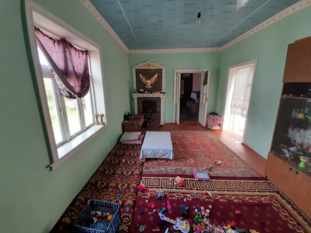Uy sotiladi 2012 yil qirilgan