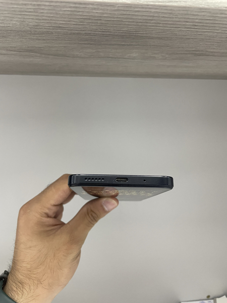 Redmi 12 4/128gb holati ideal faqat naxt abmen yow
