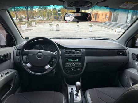 Lacetti (Gentra) 3 позиция, 2023г, 23000 км, в идеальном состоянии.