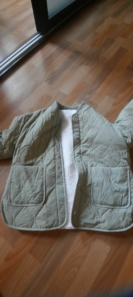 Куртка,XL. Англия. Легкая и теплая. На два случая, без изнанки.