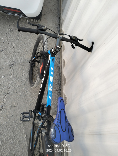 Velosiped sotiladi