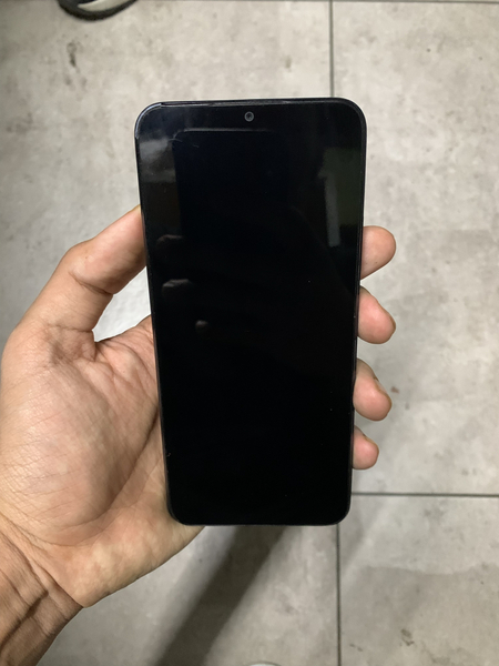 Realme C33 4+4/128