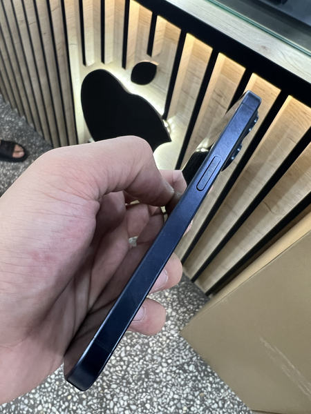 Iphone 15 pro 128 gb