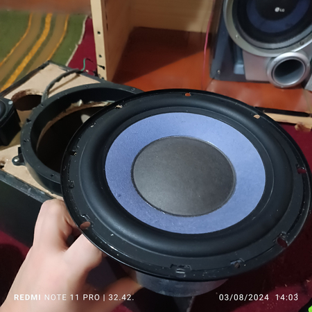 LG басавик калонкалари бомба