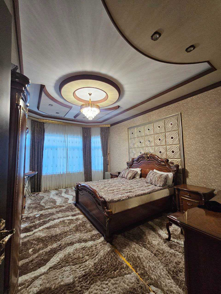Автосалон Алгоритм.1 линия. Продам 8 комн. дом на 6 сотках под бизнес.