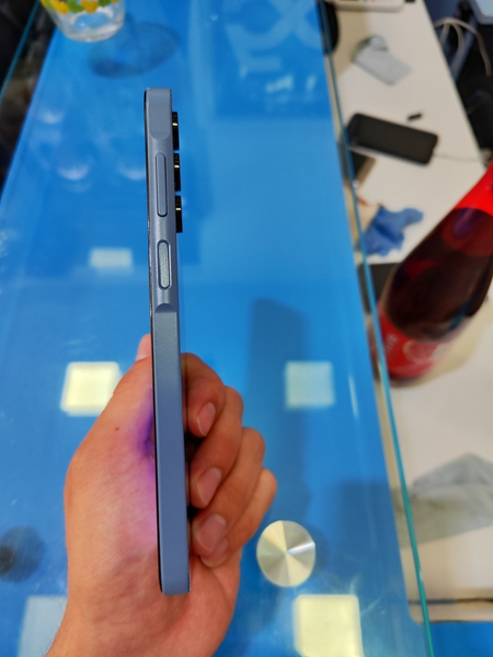 Samsung A15 ideal. 8 256