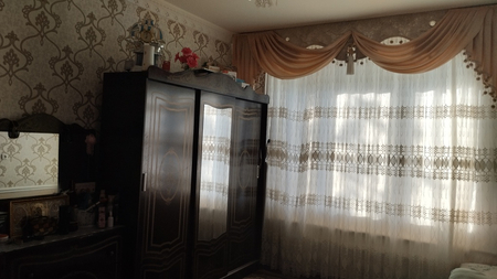Uy sotiladi qora qamishda 1 zona 2 ta qilingan