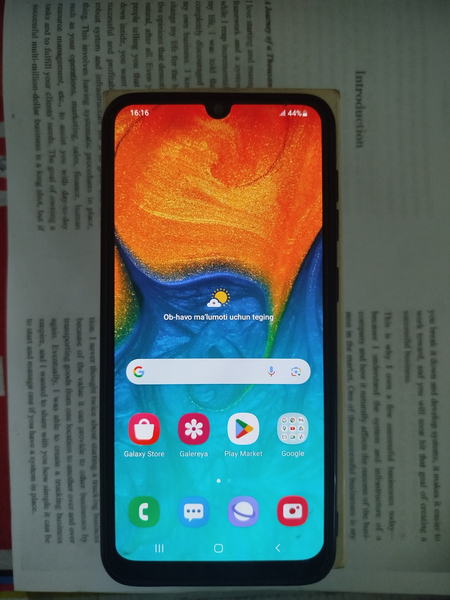 Samsung galaxy A30 sotiladi