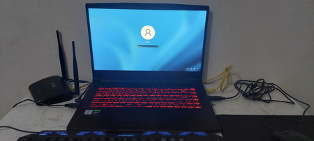 Игровой ноутбук MSI gf63 как новый, пленку ещё не снимал