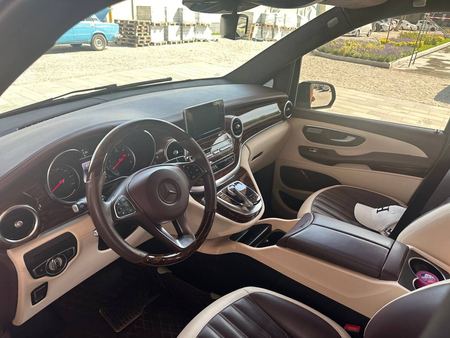 Продаётся Mercedes Benz V250
