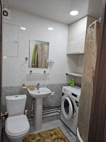 (К124446) Продается 3-х комнатная квартира в Мирзо-Улугбекском районе.