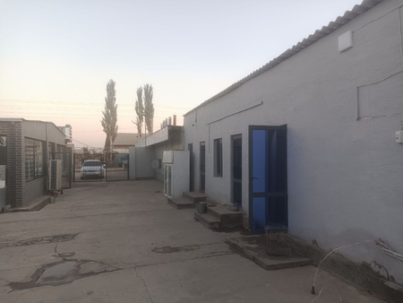Ishlab turgan choyxona sotiladi