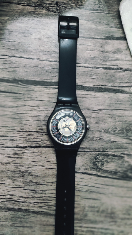 Swatch watch Швейцарии