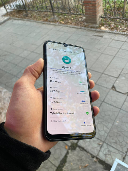 Samsung A 24 6/128 GB sotiladi.