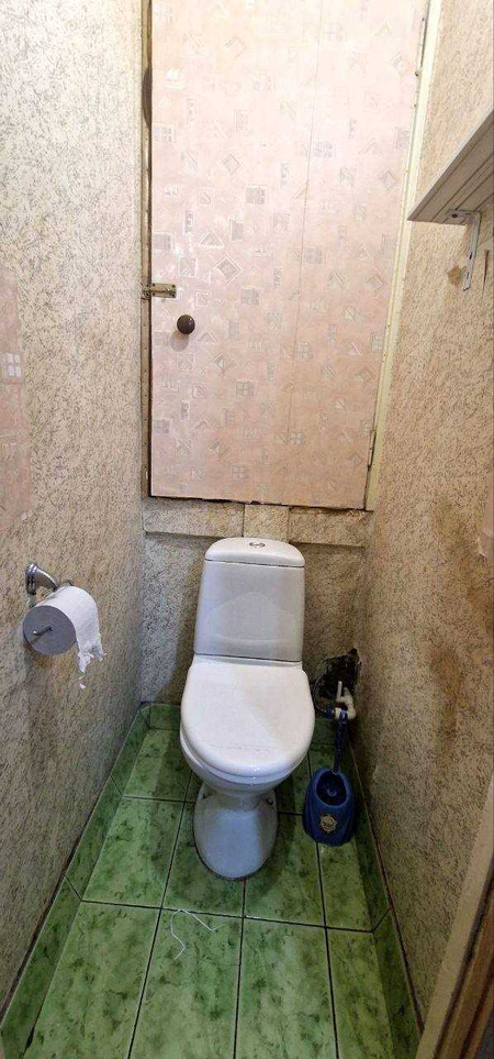 Максим горький, 2/4/5, не торцевая, требует ремонта, 46м2 Художников