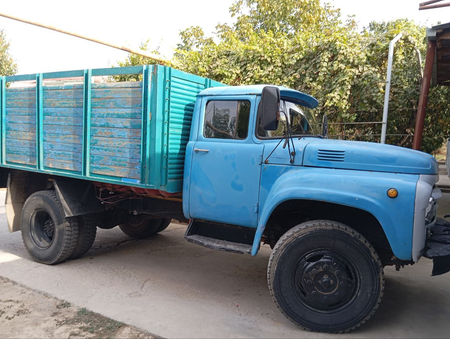 Zil sotiladi 7000$