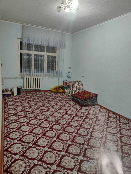 A. Somiy ko'chasida Ikki xonali kvartira sotiladi