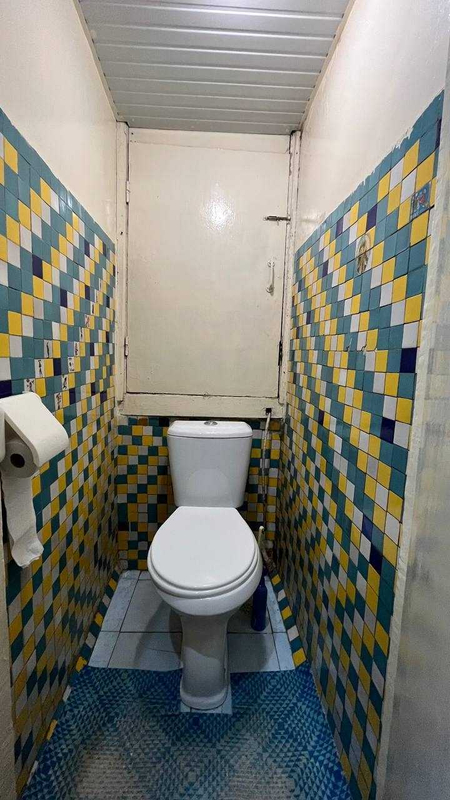 Юнусабад-11 квартал,  2в 3/4/4, Мегапланет 50 м², среднее состояние