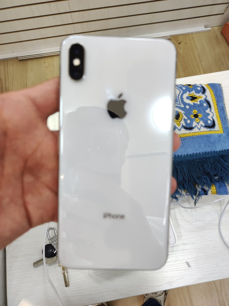 iPhone xs max 256GB batareya 79%