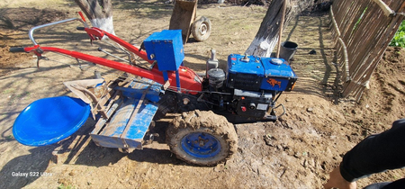 Zubr traktor Srochna sotladi