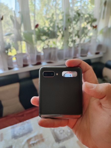 Samsung z-flip 5g идеал