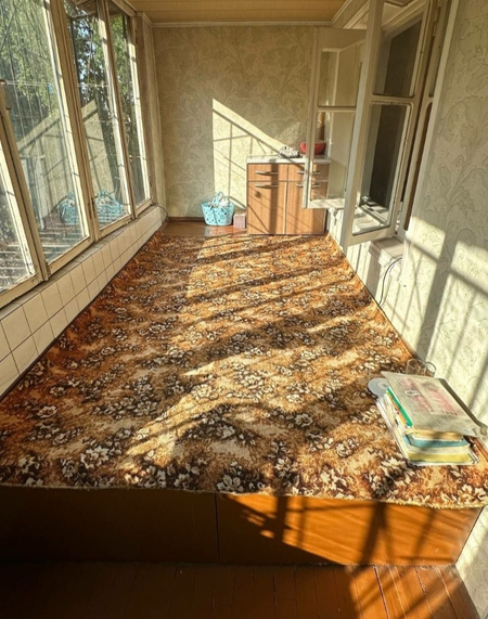 Продается четырех комнатная квартира. 80м²