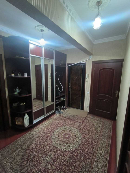 Срочно продаётся 4-х комнатная квартира в Сергелях-Спутник-16!