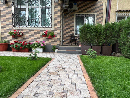 Продается квартира во вторичка Яккасарайский рн парк Бабура,