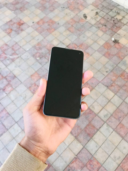 SamsungS10e 128/6
